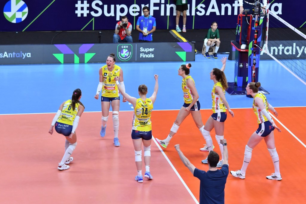 2024 Kadınlar CEV Şampiyonlar Ligi’nde Şampiyon Imoco Conegliano – VoleybolunAdresi.com